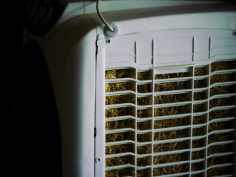 How to Clean a Swamp Cooler: Your Guide | The Weatherman AC